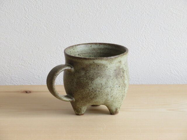 3つ足マグカップ ACC003 | iichi ハンドメイド・クラフト作品・手仕事品の通販