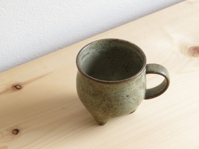 3つ足マグカップ ACC003 | iichi ハンドメイド・クラフト作品・手仕事品の通販