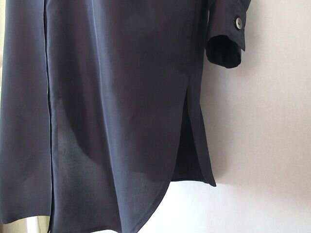 1）シルクシャツ・濃紺・平織り・着丈90cm | iichi 日々の暮らしを心地よくするハンドメイドやアンティークのマーケットプレイス