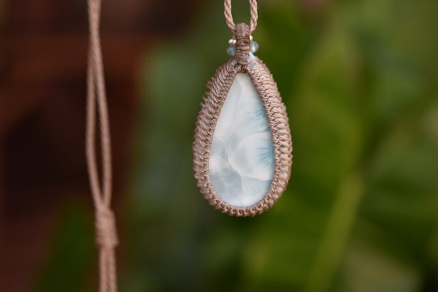 大粒★渦の生命体★ラリマー マクラメネックレス1018 | iichi ハンドメイド・クラフト作品・手仕事品の通販