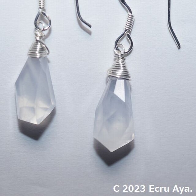 *春の日*宝石質ヒマラヤクォーツのピアス | iichi ハンドメイド・クラフト作品・手仕事品の通販