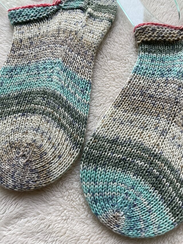 本日19時再販No.1157 うつぼソックス46匹め | iichi 日々の暮らしを心地よくするハンドメイドやアンティークのマーケットプレイス