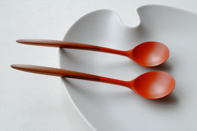 チェリーの木の朱漆テーブルスプーン (type-ZEN) 2本セット | iichi ハンドメイド・クラフト作品・手仕事品の通販