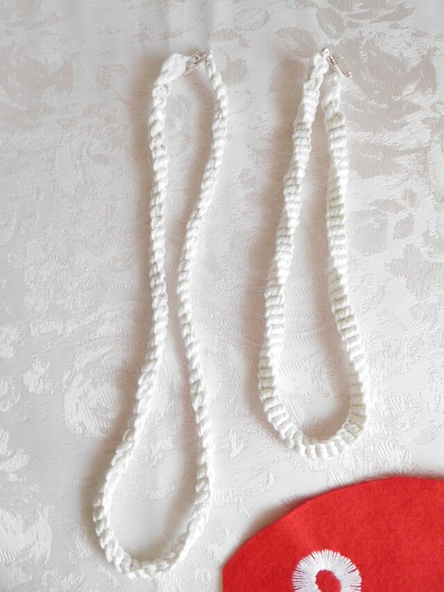 重ねる・つなげる… 組み合わせの楽しみ広げるネックレス 白 55cm | iichi ハンドメイド・クラフト作品・手仕事品の通販