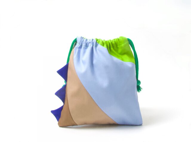 恐竜みたいな 給食袋 マルチカラーライムサックス Kids | iichi 日々の暮らしを心地よくするハンドメイドやアンティークのマーケットプレイス