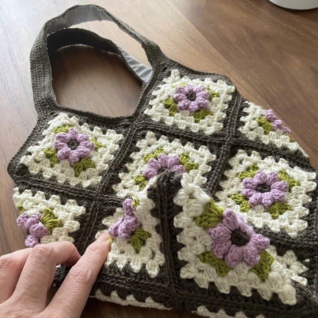 モチーフ編み手提げバック ウール | iichi ハンドメイド・クラフト作品・手仕事品の通販