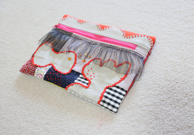 ぺたんこファスナーポーチf3 | iichi ハンドメイド・クラフト作品・手仕事品の通販