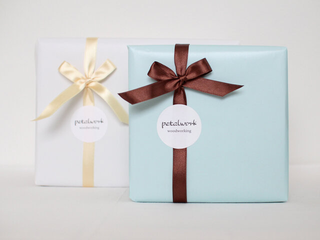 ＜母の日 2023＞Flower&Vase 木の花瓶とプリザーブドフラワーのセット1 | iichi ハンドメイド・クラフト作品・手仕事品の通販