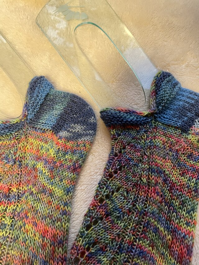 No.1165 うつぼソックス53匹め | iichi 日々の暮らしを心地よくするハンドメイドやアンティークのマーケットプレイス