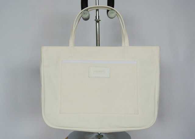 うさぎスカル（UR-1),帆布の角丸トート。 | iichi 日々の暮らしを心地よくするハンドメイドやアンティークのマーケットプレイス