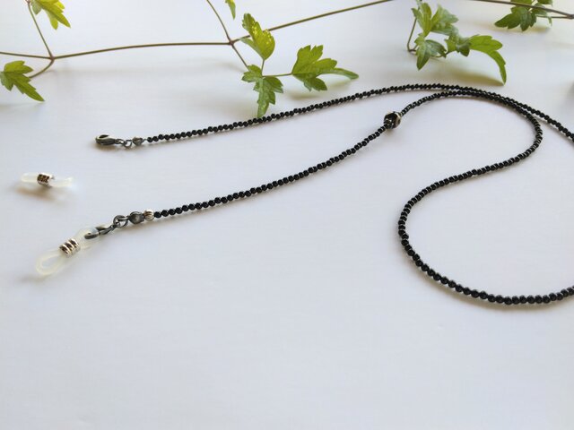 blackオニキス＊＊＊眼鏡ストラップ＊＊＊3way＊＊＊ | iichi 日々の暮らしを心地よくするハンドメイドやアンティークのマーケットプレイス