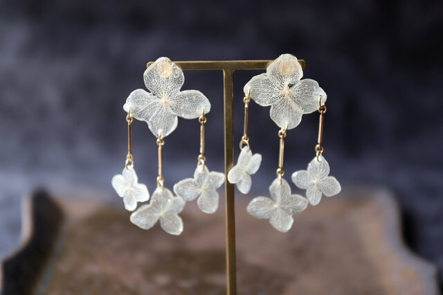 familia -the third- ピアス・イヤリング （#1042・#1043） | iichi ハンドメイド・クラフト作品・手仕事品の通販