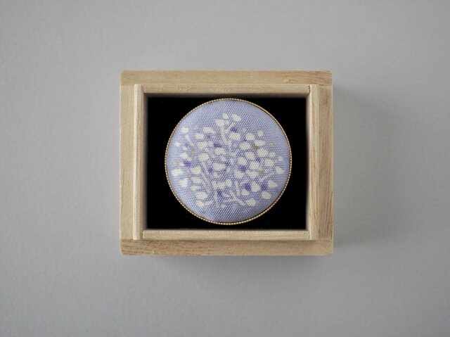 染めの花図鑑007_かすみ草/ブローチ・ペンダントトップ2way | iichi ハンドメイド・クラフト作品・手仕事品の通販