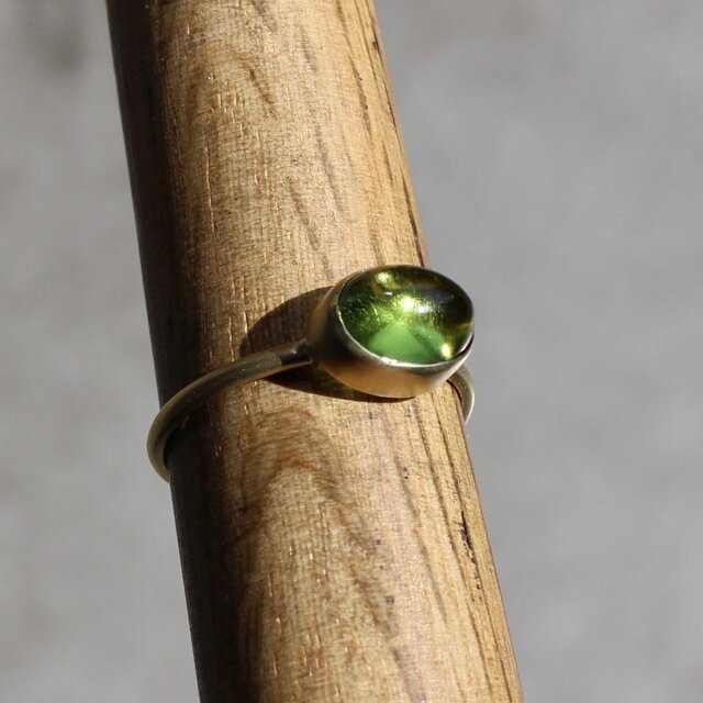 Peridot cabochon / K10YG | iichi ハンドメイド・クラフト作品・手仕事品の通販