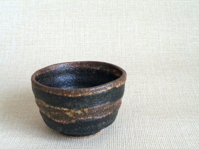 碗（鉄絵波紋a） | iichi ハンドメイド・クラフト作品・手仕事品の通販
