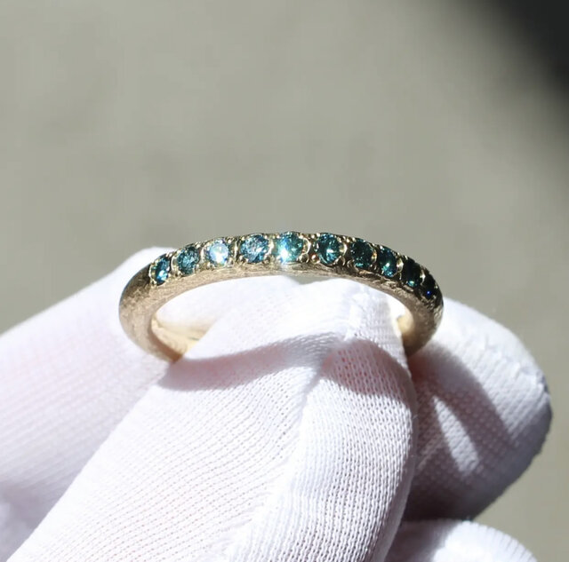 Gaudi royal blue diamond ring / K10YG | iichi 日々の暮らしを心地よくするハンドメイドやアンティークのマーケットプレイス