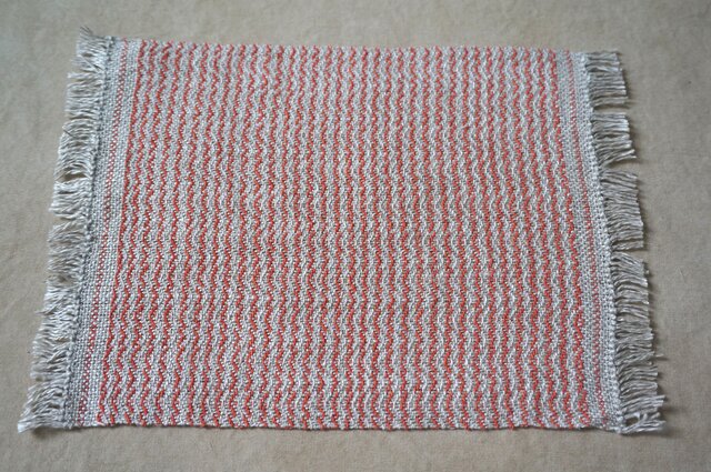 手織り 敷き物 【vm-03-rd】 | iichi ハンドメイド・クラフト作品・手仕事品の通販