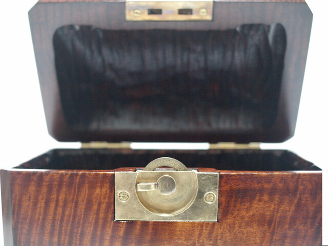 旅する彫刻「内締錠」 | iichi 日々の暮らしを心地よくするハンドメイドやアンティークのマーケットプレイス