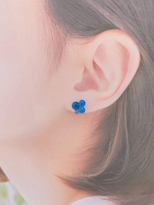 煌めくガラスピアス | iichi ハンドメイド・クラフト作品・手仕事品の通販