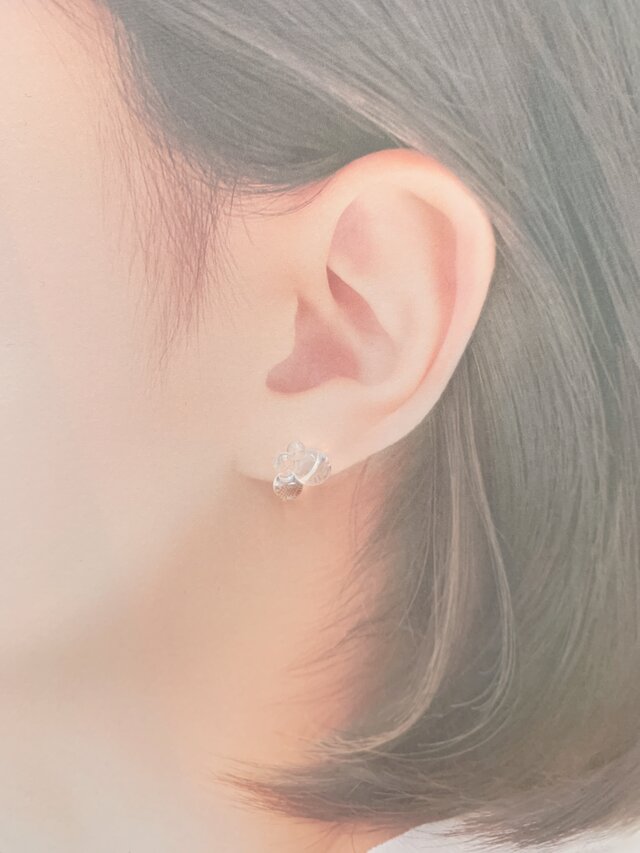 煌めくガラスピアス | iichi ハンドメイド・クラフト作品・手仕事品の通販