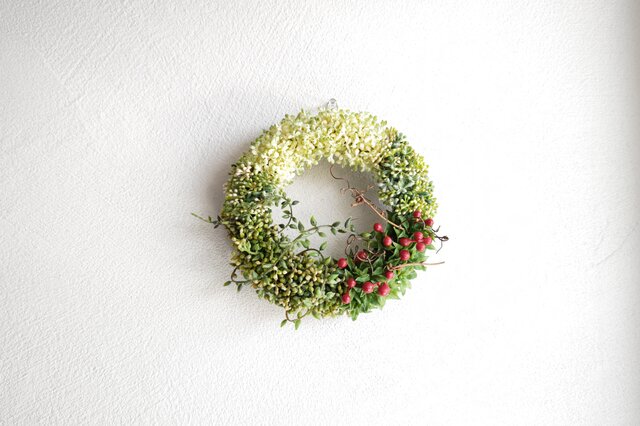 粒tsubu wreath | iichi 日々の暮らしを心地よくするハンドメイドやアンティークのマーケットプレイス
