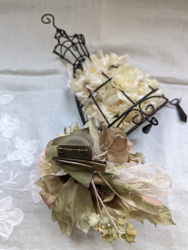 コサージュワイヤートルソー付き〈シェルピンク〉A34 | iichi ハンドメイド・クラフト作品・手仕事品の通販