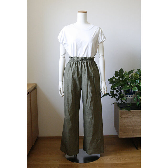 リラックスストレートパンツ ワッシャー加工 カーキ（L） | iichi ハンドメイド・クラフト作品・手仕事品の通販