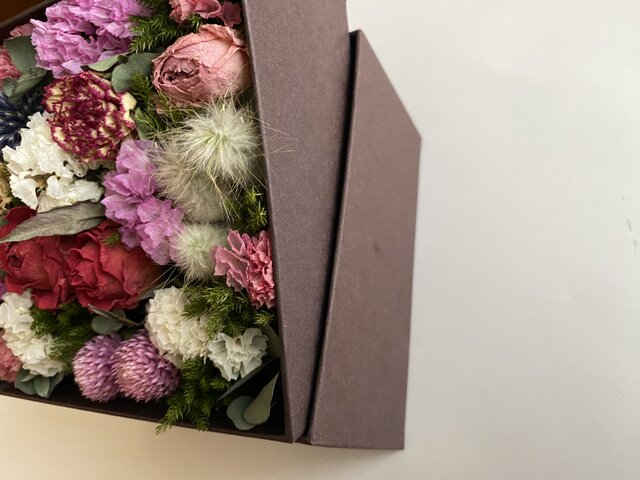 フラワーBOX(B/1) | iichi 日々の暮らしを心地よくするハンドメイドやアンティークのマーケットプレイス