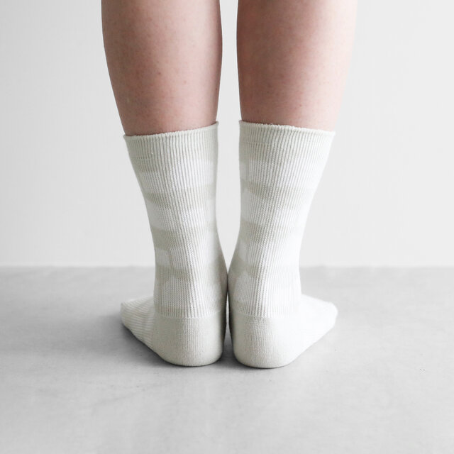 [HUISのくつした]JAGARD（ミストホワイト）【ユニセックス22cm-27cm】 | iichi ハンドメイド・アンティーク・食品・ギフト・手作り