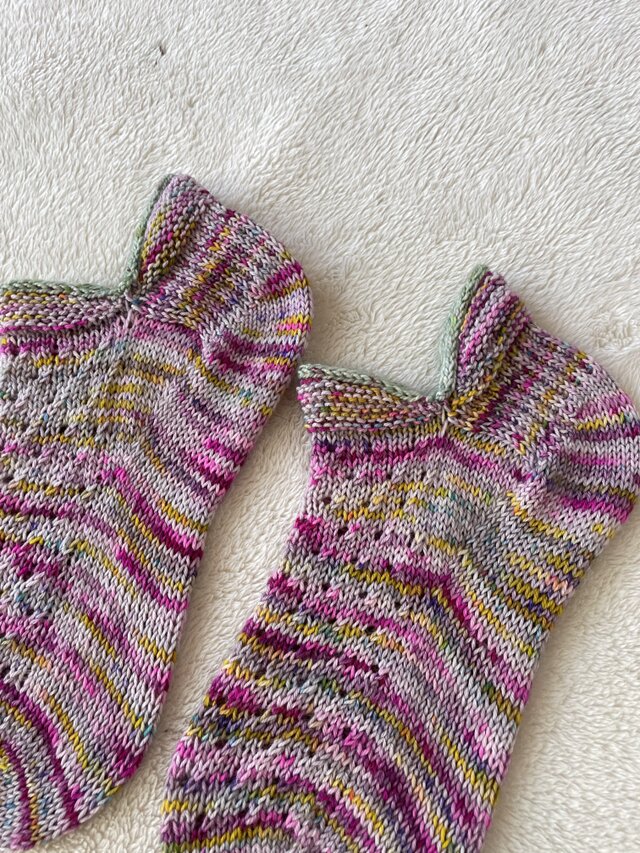 No.1190うつぼソックス78匹め | iichi ハンドメイド・クラフト作品・手仕事品の通販