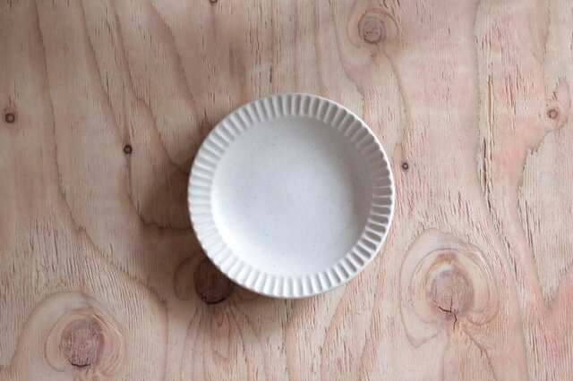 しのぎ皿 小 白 17cm | iichi ハンドメイド・クラフト作品・手仕事品の通販