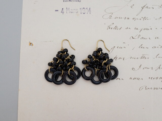 vintage fringe pierce | iichi ハンドメイド・クラフト作品・手仕事品の通販