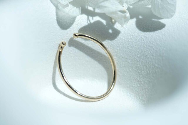 K10 イエローゴールド ウェーブイヤーカフ 【片耳】 | iichi ハンドメイド・クラフト作品・手仕事品の通販