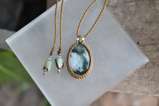 本翡翠★ミャンマー翡翠★マクラメネックレス1036 | iichi ハンドメイド・クラフト作品・手仕事品の通販