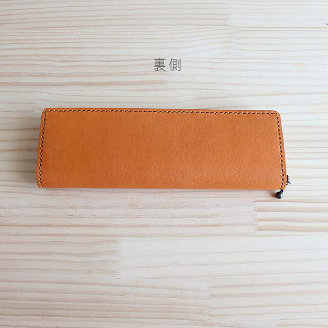 レザーペンケース Lサイズ T-72 【キャメル】ラウンドファスナー レザー 筆箱 牛革 コンパクト スリム 大容量 | iichi 日々の暮らしを心地よくするハンドメイドやアンティークの ...