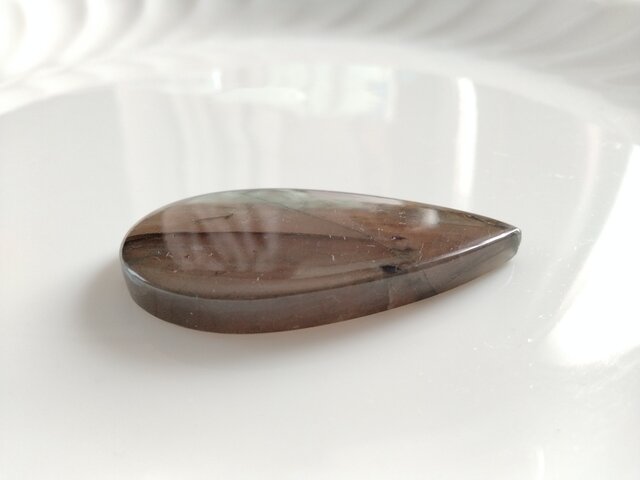 【希少】ピンクラブラドライト〈大〉55x30mm ルース 63 | iichi 日々の暮らしを心地よくするハンドメイドやアンティークのマーケットプレイス