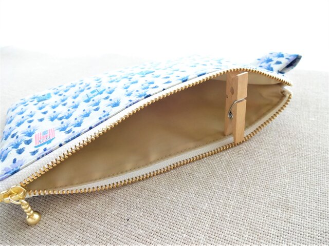＊森と家4＊コットンフラットポーチ＊ファスナー18cm＊USAコットン＊COTTON+STEEL＊ | iichi 日々の暮らしを心地よくするハンドメイドやアンティークのマーケットプレイス