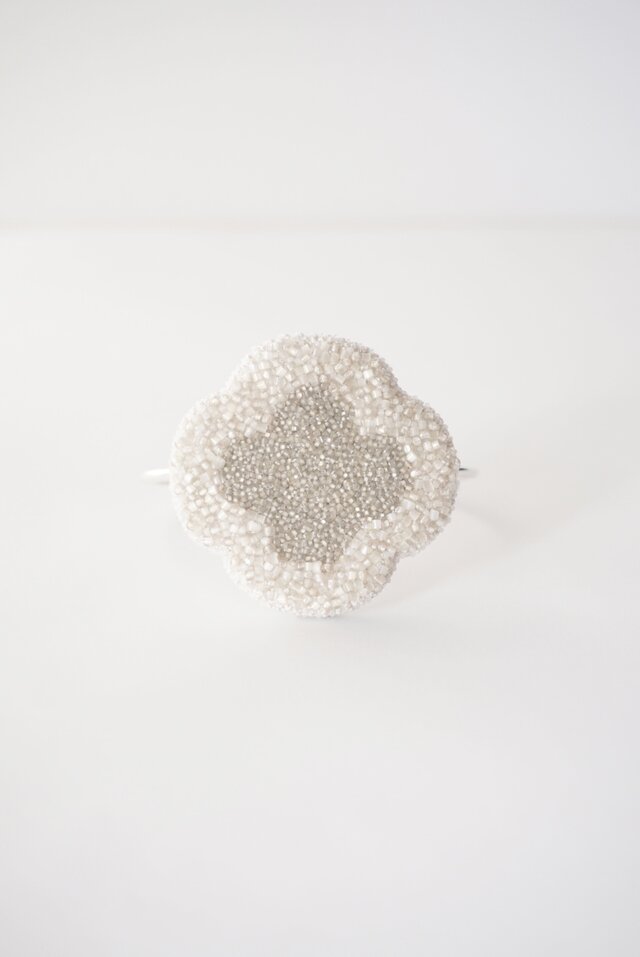 受注製作【 spring ephemeral / seed 】bangle | iichi ハンドメイド・クラフト作品・手仕事品の通販