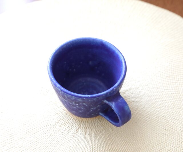 ディープシーブルーのちょっと小ぶりなコーヒーカップ | iichi ハンドメイド・クラフト作品・手仕事品の通販