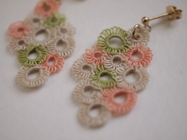 タティングレース14kgf bubble (pail beige×coral pink×light green) 受注制作 | iichi 日々の暮らしを心地よくするハンドメイドやアンティーク ...