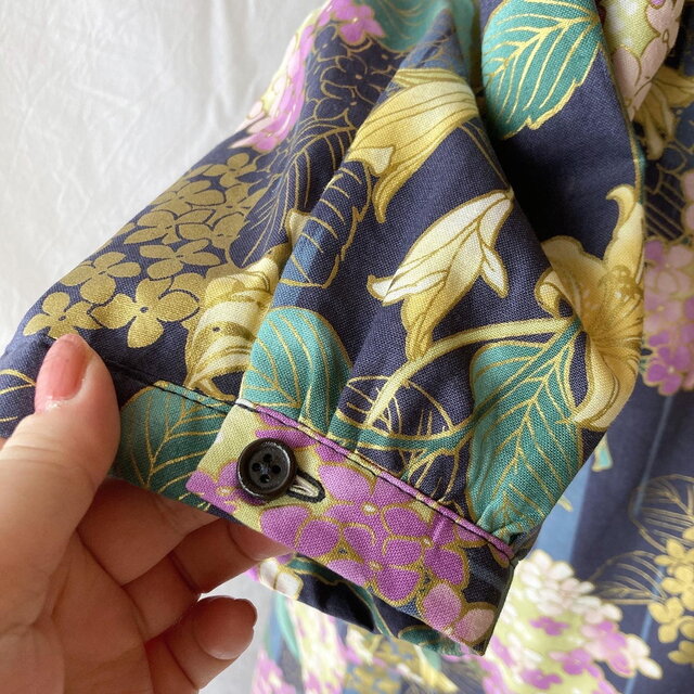 レディのためのチェリーワンピース（5分袖）：115cm丈（紫陽花：チャコール） | iichi 日々の暮らしを心地よくするハンドメイドやアンティークのマーケットプレイス