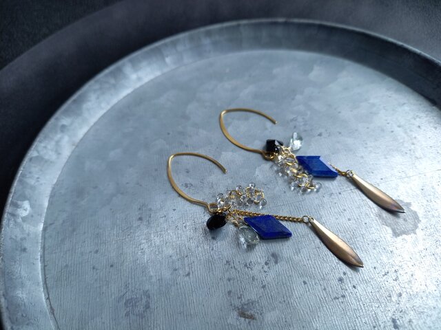 -4- Pierce | iichi 日々の暮らしを心地よくするハンドメイドやアンティークのマーケットプレイス