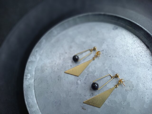 -1- Pierce | iichi 日々の暮らしを心地よくするハンドメイドやアンティークのマーケットプレイス