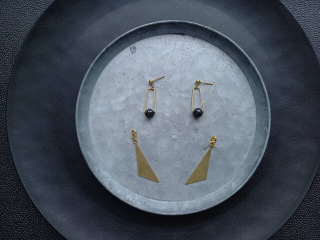 -1- Pierce | iichi 日々の暮らしを心地よくするハンドメイドやアンティークのマーケットプレイス