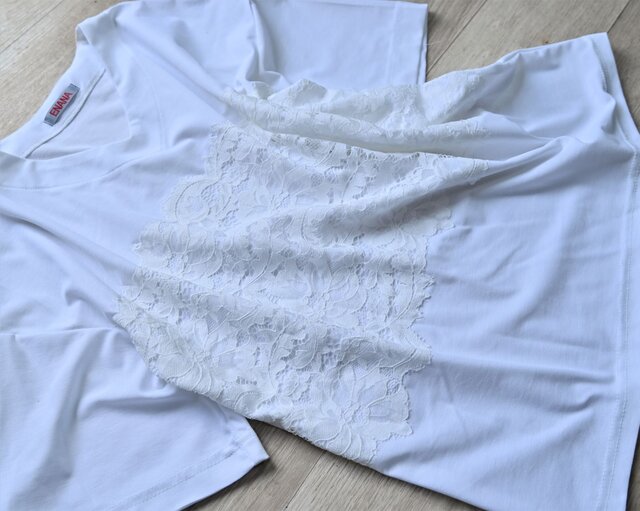フロントレースのデザインT | iichi ハンドメイド・クラフト作品・手仕事品の通販