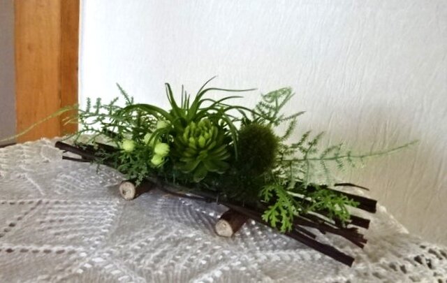 多肉植物アレンジ | iichi 日々の暮らしを心地よくするハンドメイドやアンティークのマーケットプレイス