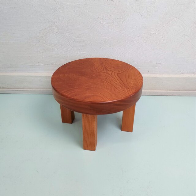 ケヤキの一枚板ミニテーブル no.02 ☆一点物☆ | iichi 日々の暮らしを心地よくするハンドメイドやアンティークのマーケットプレイス