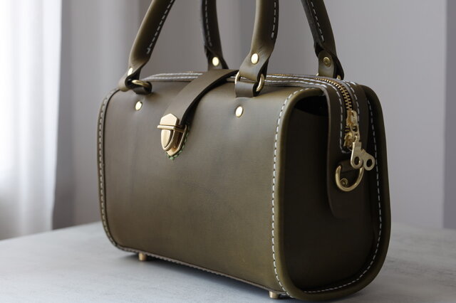 本革手作りの二本手ファスナーボストンミニバッグバッグ | iichi ハンドメイド・クラフト作品・手仕事品の通販