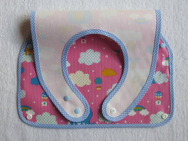 ラミネート☆お食事エプロン【ぞうさん くも ファンシー ドット】 | iichi ハンドメイド・クラフト作品・手仕事品の通販