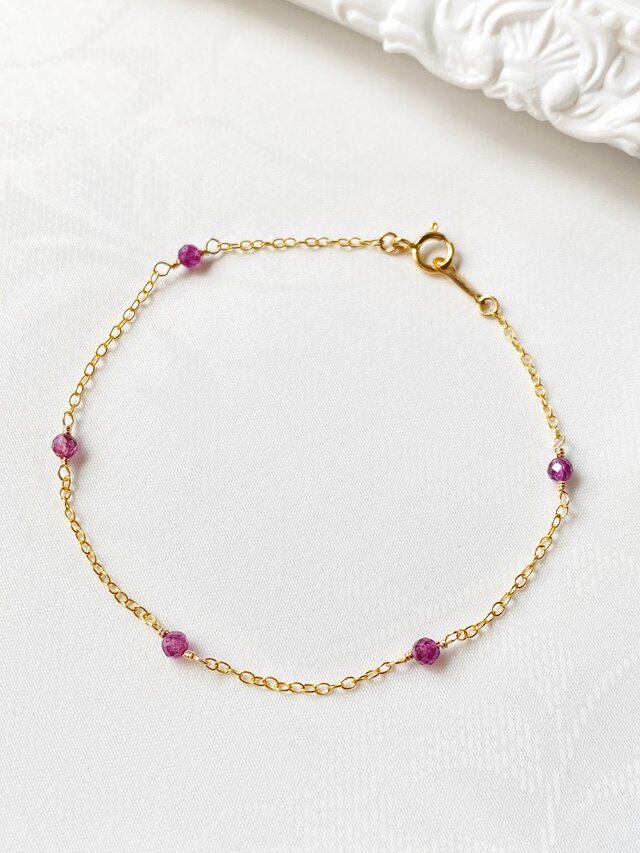 14kgf【7月誕生石】小粒なルビーのブレスレット a.Red Ruby ac/703 | iichi ハンドメイド・クラフト作品・手仕事品の通販
